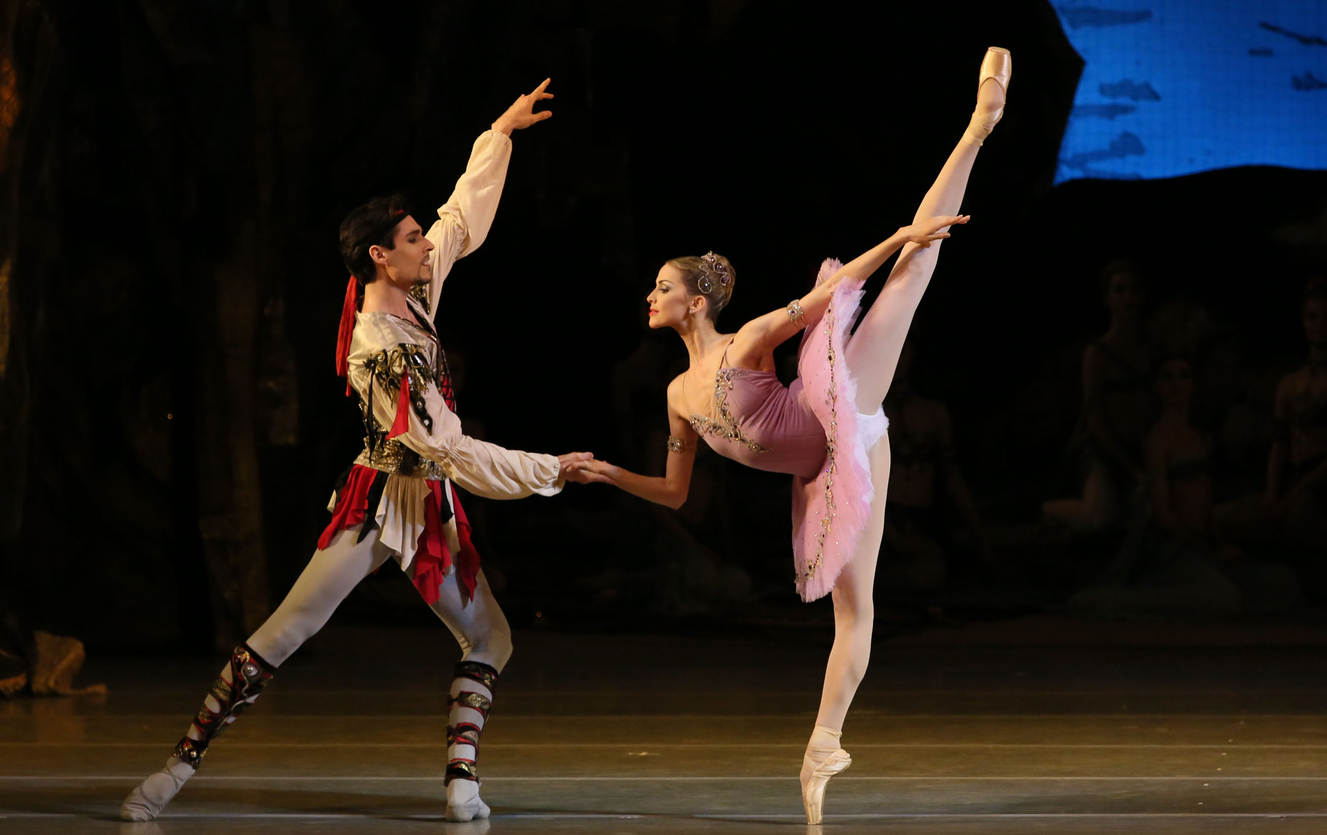 Le Corsaire by Pyotr Gusev after M. Petipa - Mariinsky Theatre | mezzo.tv