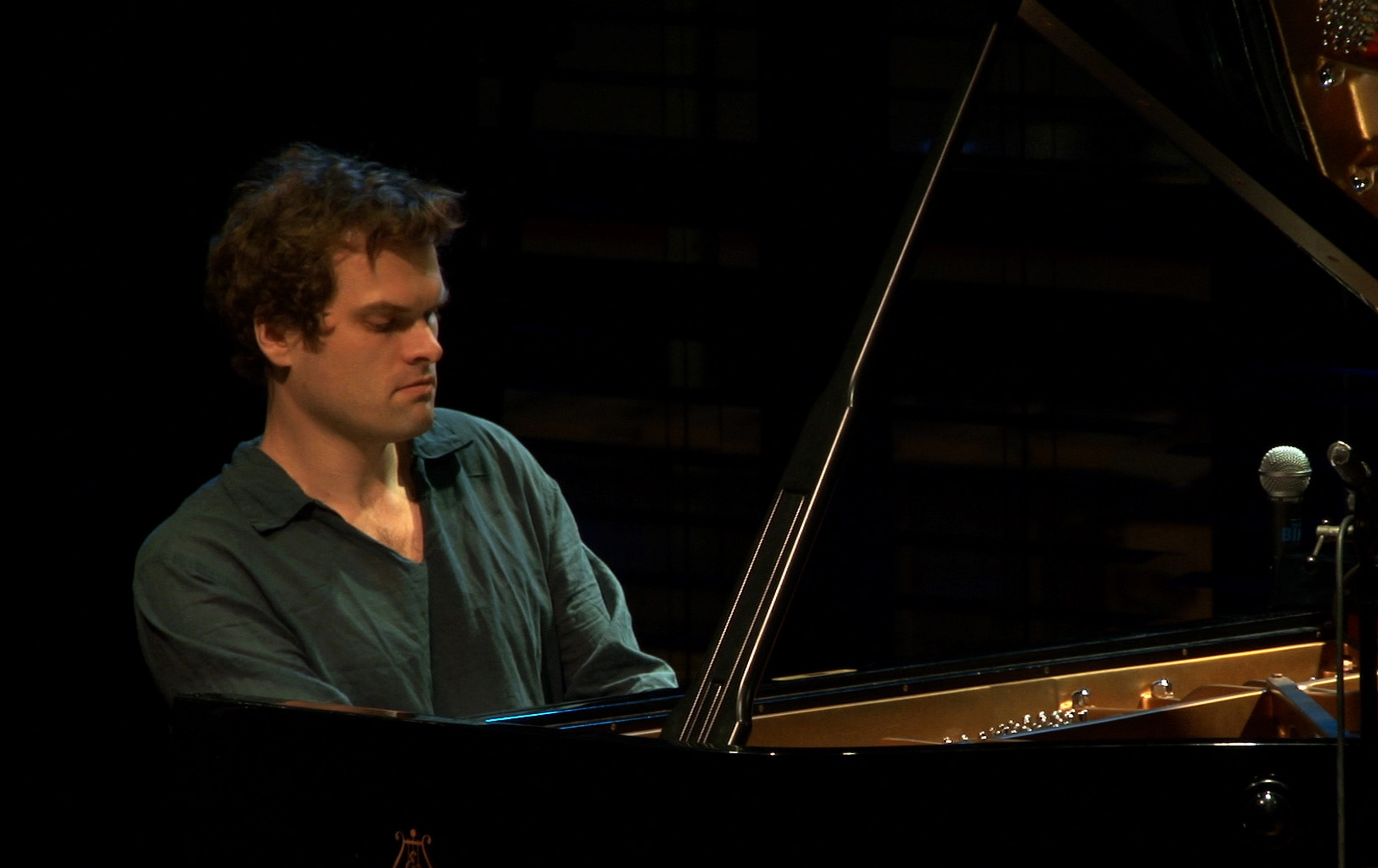 Andrew McCormack, solo - Bimhuis (Amsterdam) | mezzo.tv