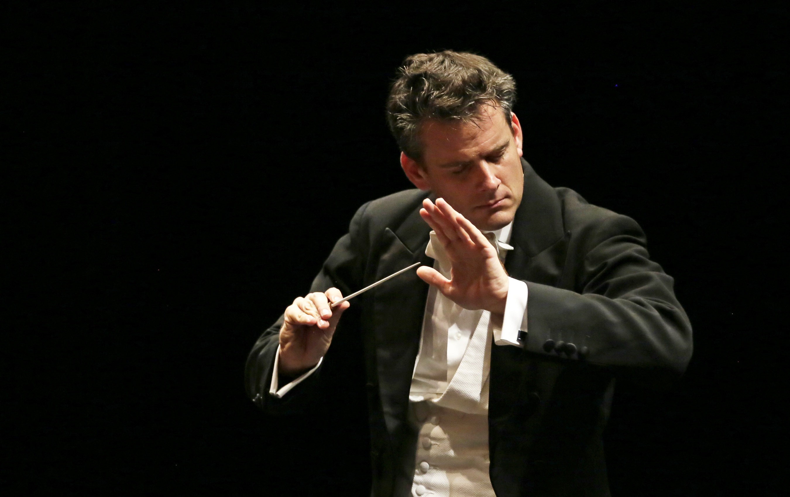 Philippe Jordan and the Orchestre de l'Opéra National de Paris ...