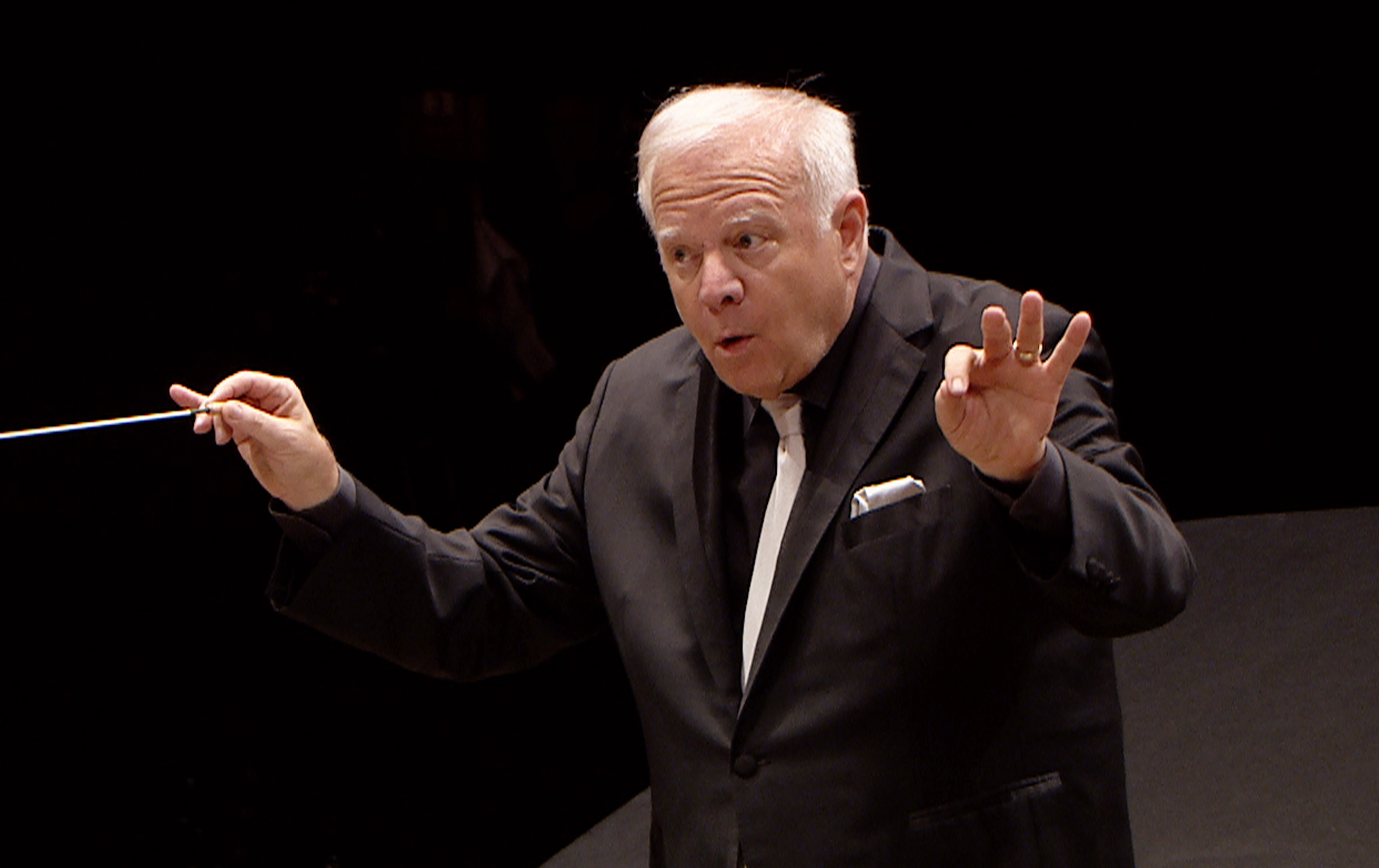 Leonard Slatkin and the Orchestre National de Lyon: Copland, Gershwin ...