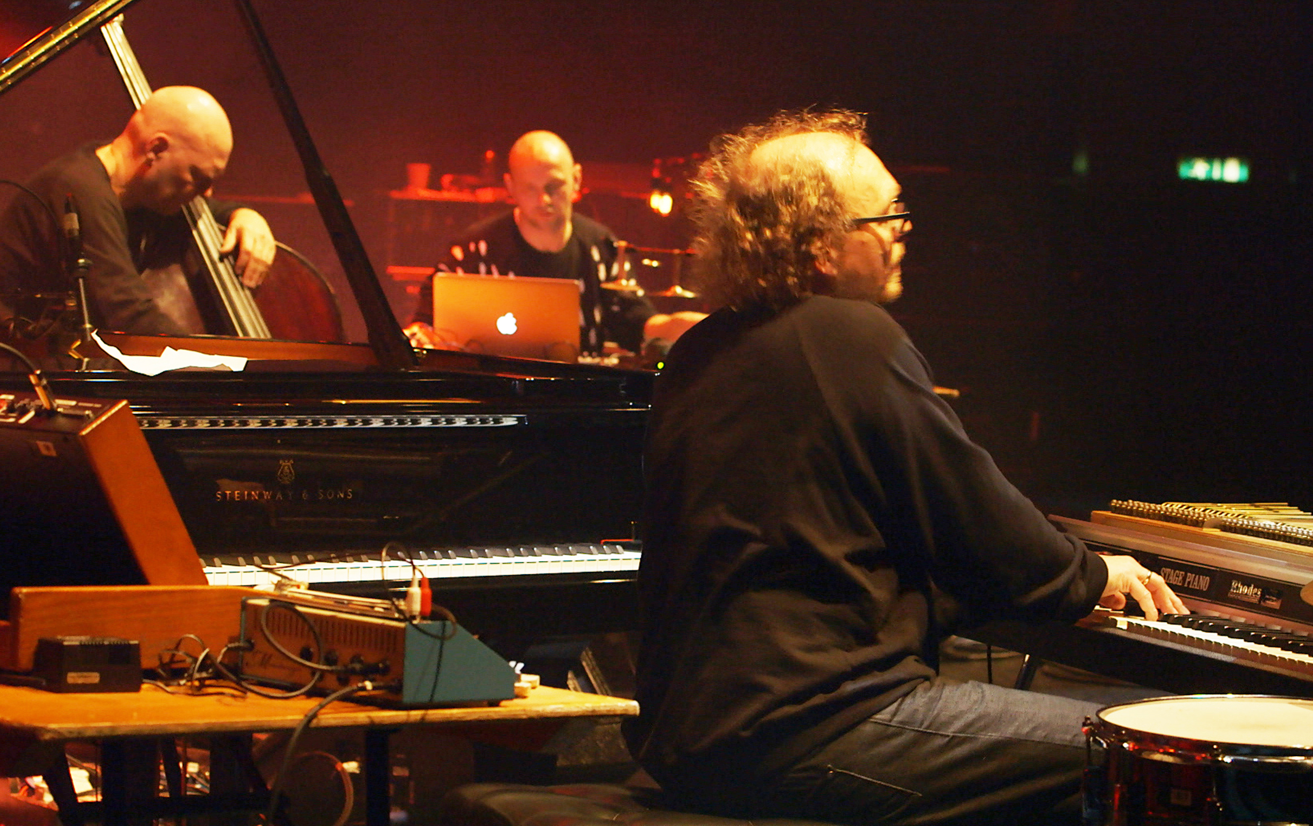 Bugge Wesseltoft, Henrik Schwarz and Dan Berglund AT THE EFG LONDON JAZZ FESTIVAL | mezzo.tv