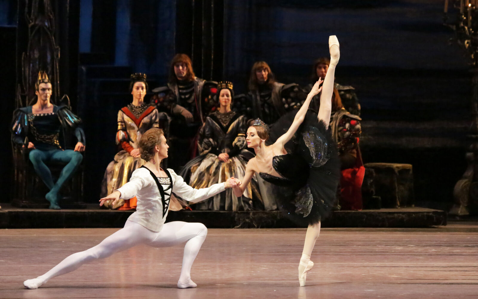 'El lago de los cisnes' por el Ballet del Bolshói | mezzo.tv