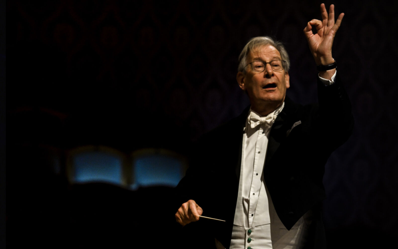 John Eliot Gardiner conducts Bach' Mass in B minor | mezzo.tv