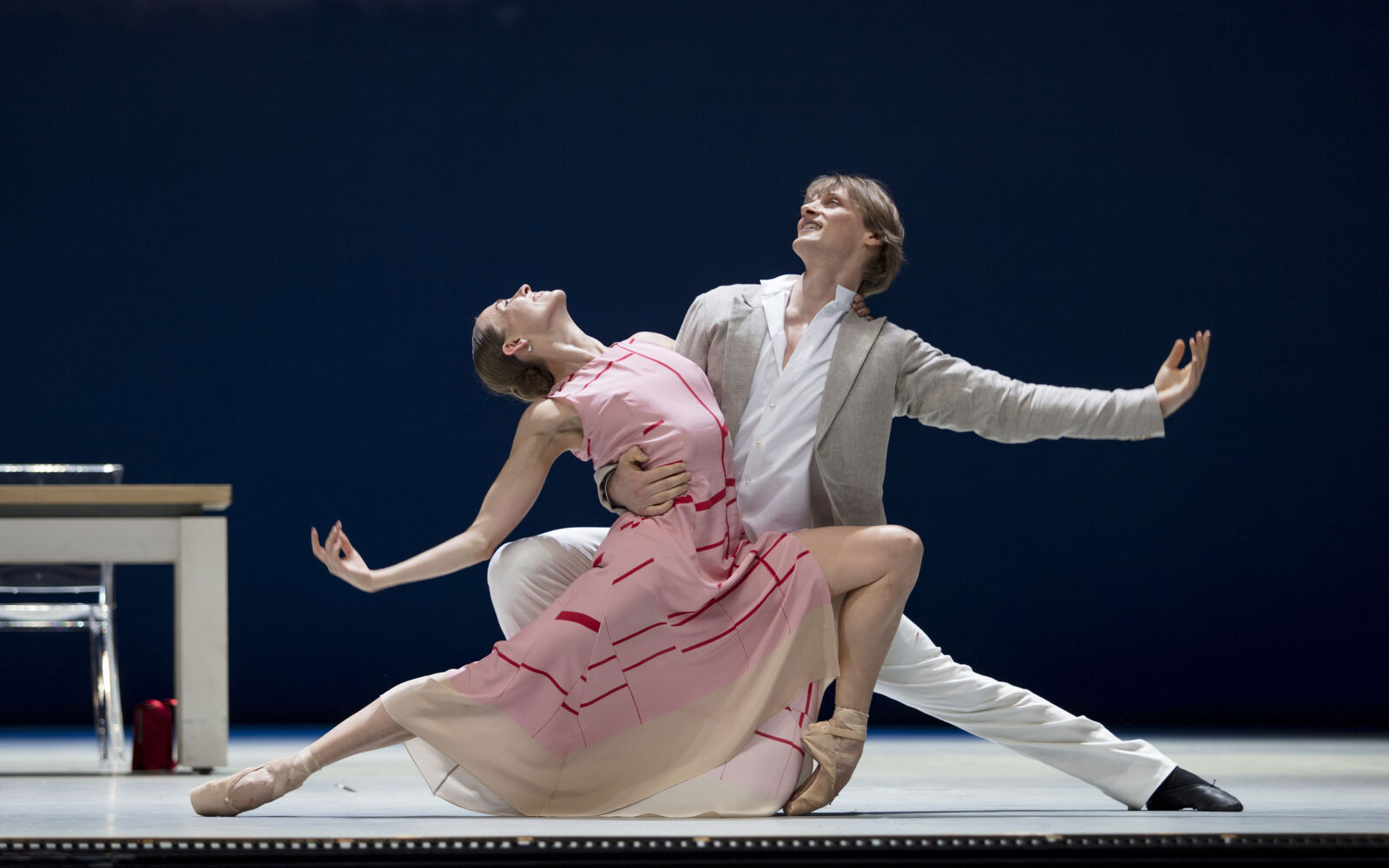 Anna Karenina by John Neumeier - Hamburg Ballett | mezzo.tv