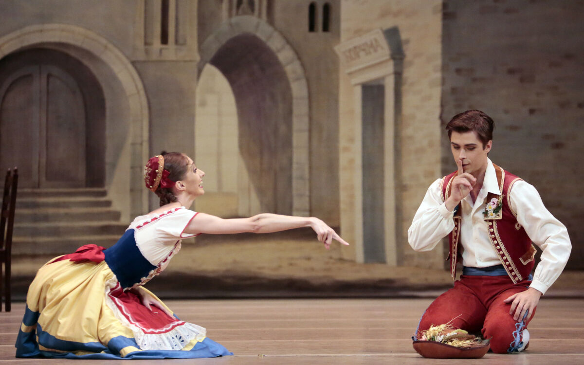 Coppelia by Sergey Vikharev, Bolshoi Ballet | mezzo.tv