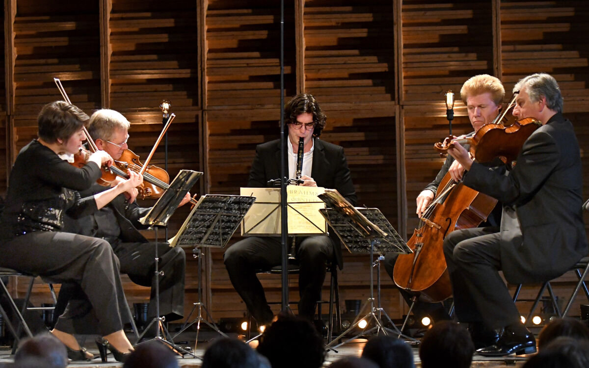 The Prazak Quartet and Raphaël Sévère at La Grange de Meslay: Haydn ...