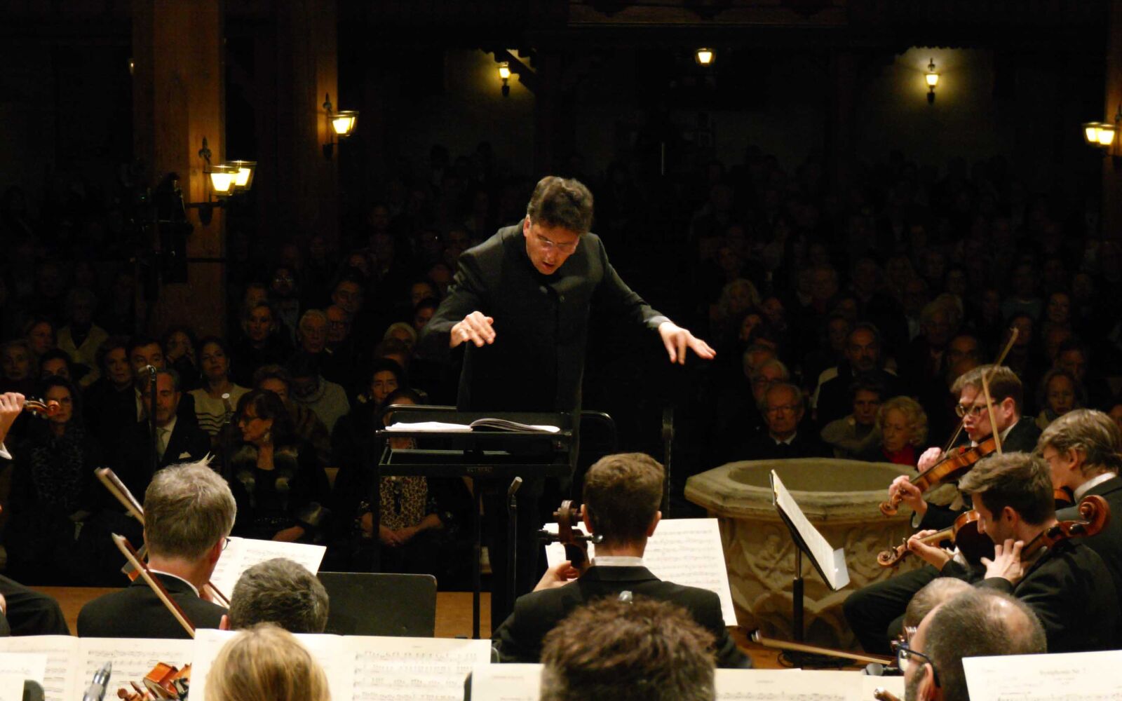 Luzerner Sinfonieorchester, Michael Sanderling: Schreker, Beethoven ...