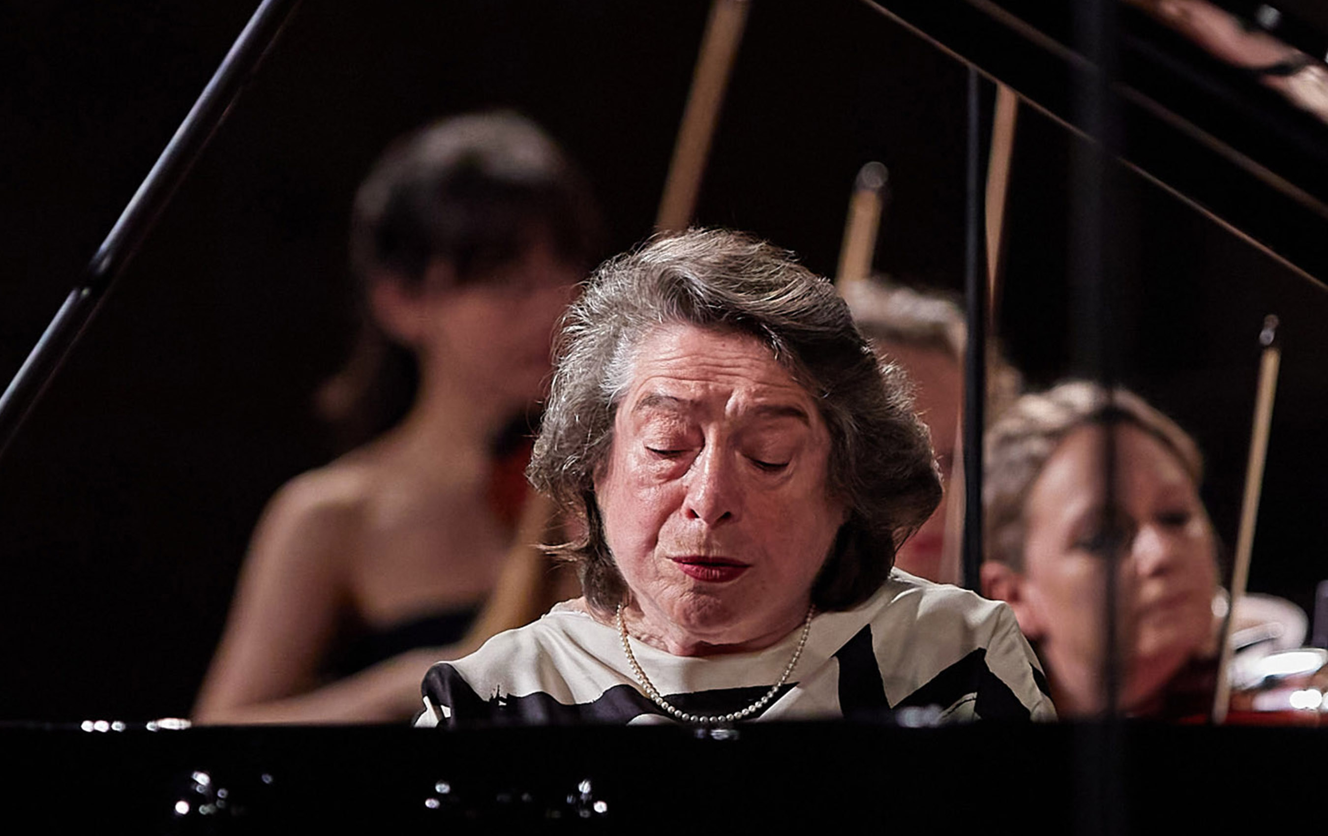 Staatskapelle Berlin String Quartet, Elisabeth Leonskaja : Brahms, Schubert - Granada Festival ...