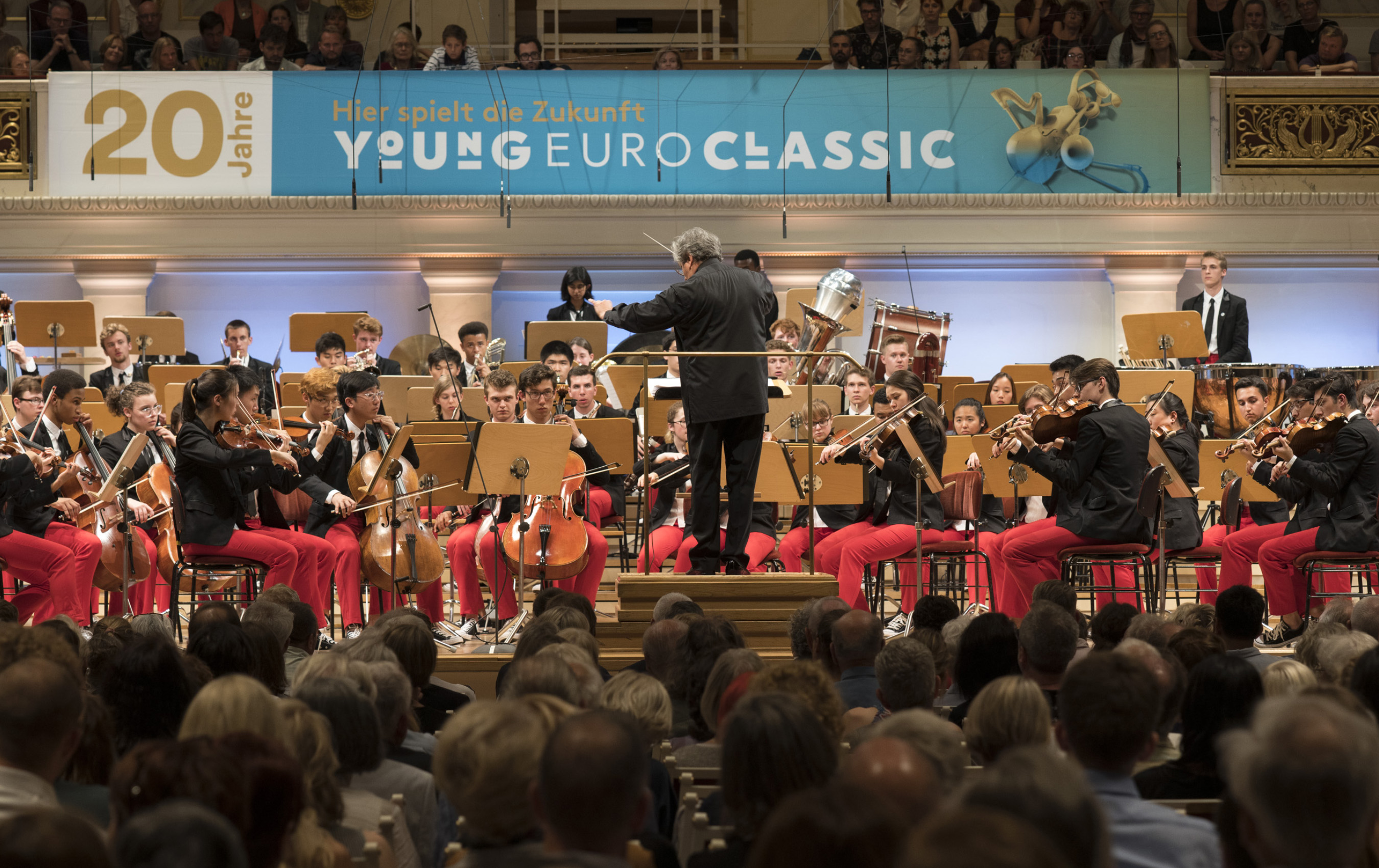 The National Youth Orchestra of Germany, Alexander Shelley: Walton ...